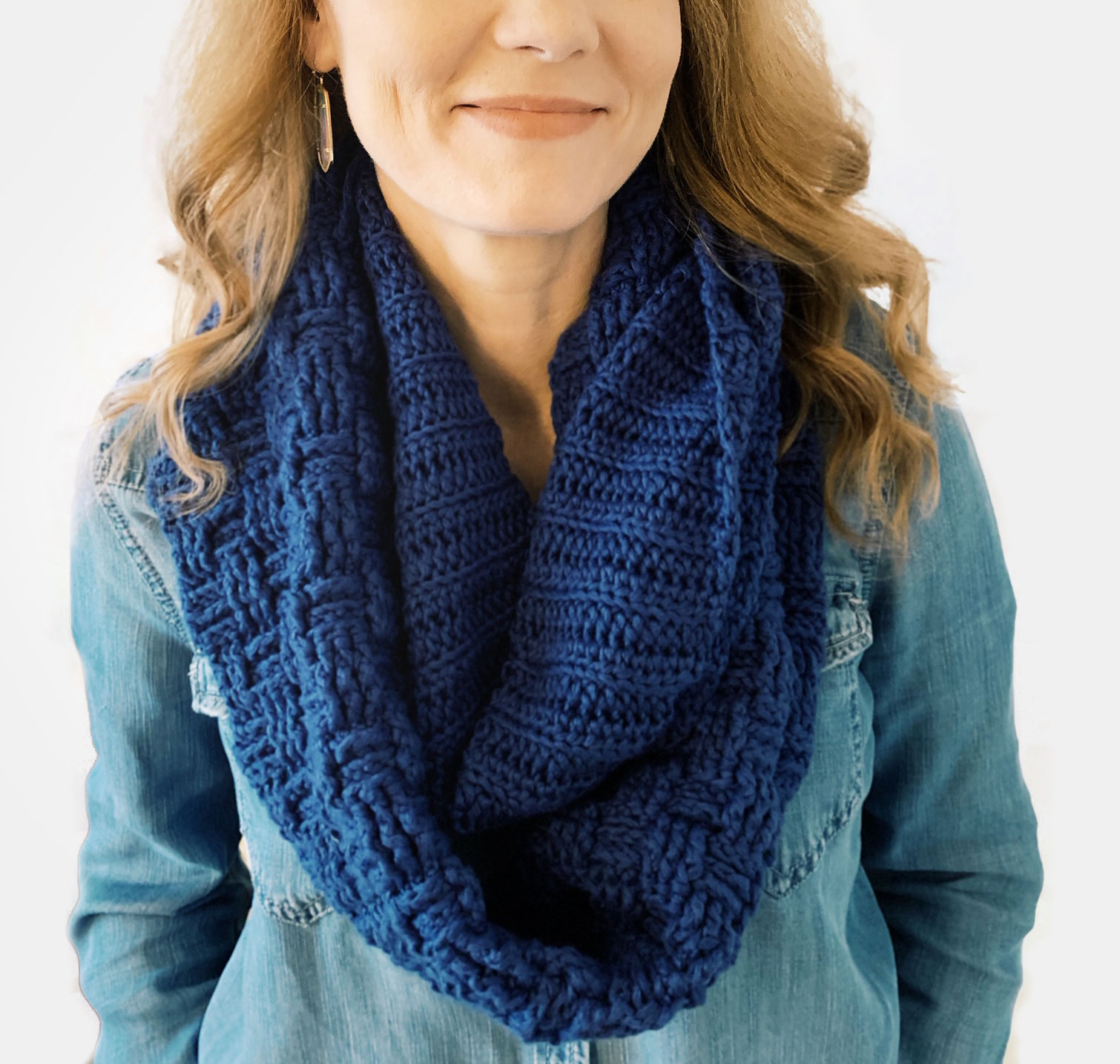 'The Hannah' Crochet Infinity Scarf - I Can Crochet That