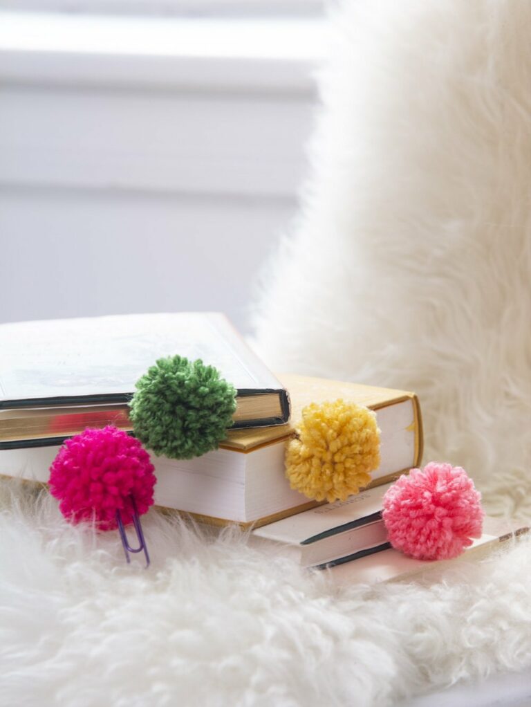 15 Incredible DIY Pom Pom Crafts You Have to Try - I Can Crochet That