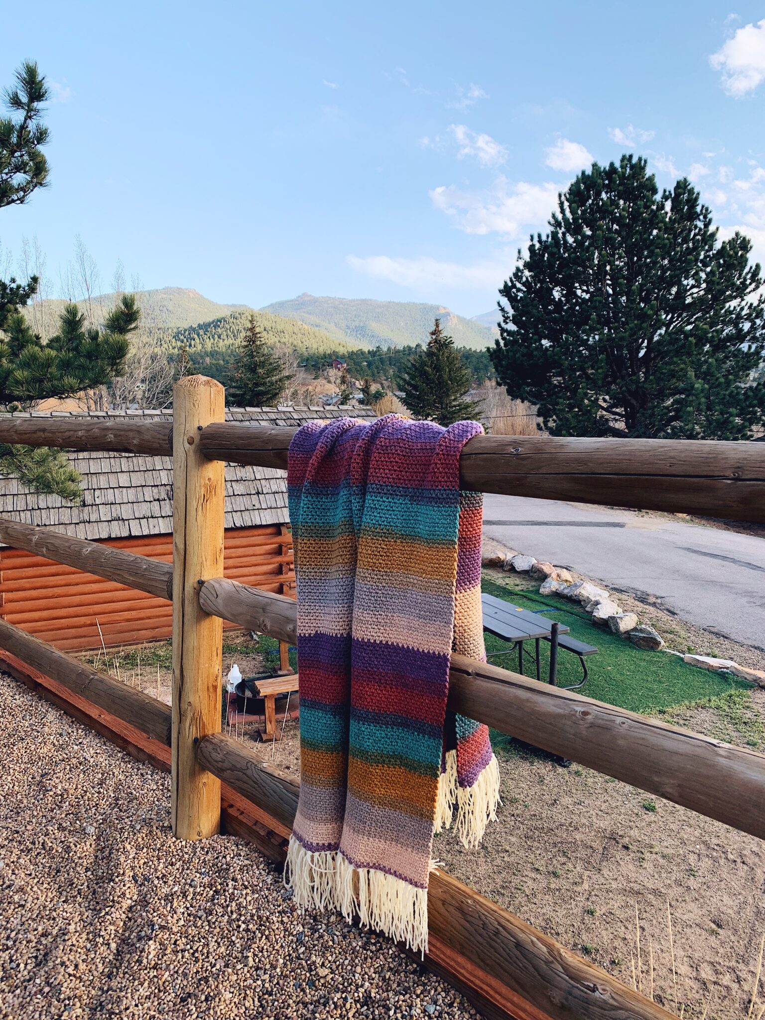The Estes Blanket - A (Regular) Crochet Camping Blanket Pattern