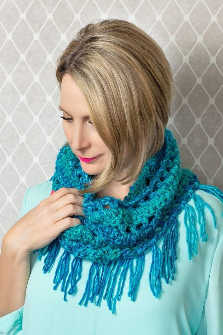 25 Beginner Crochet Projects - From Cozies to Crop Tops