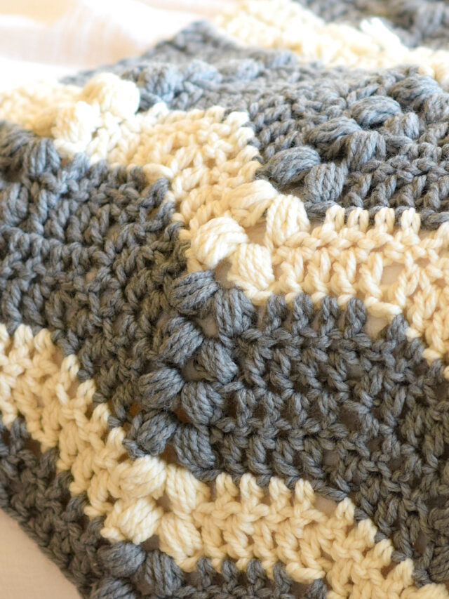 10 Stunning Two-Color Crochet Blanket Patterns - I Can Crochet That