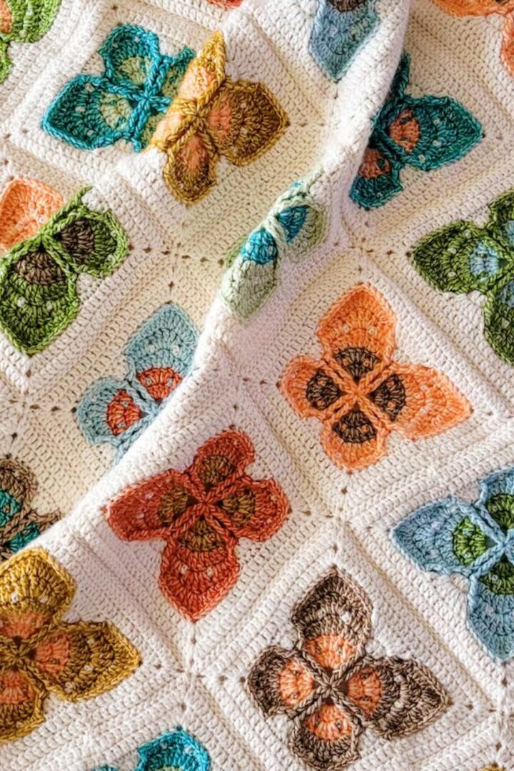 10 Crochet Wind Spinner Ideas Full of Charm, Color & Movement - I Can ...