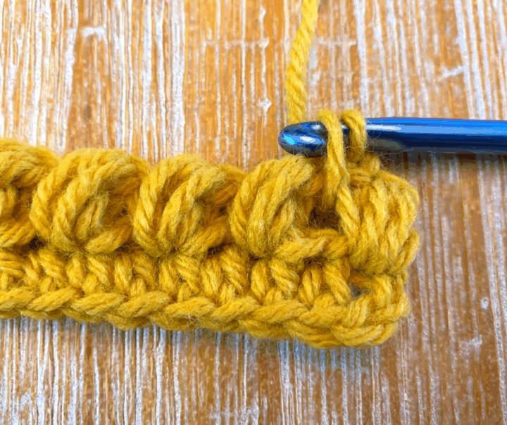 Finley-Inspired Crochet Infinity Scarf (Free Pattern) - I Can Crochet That